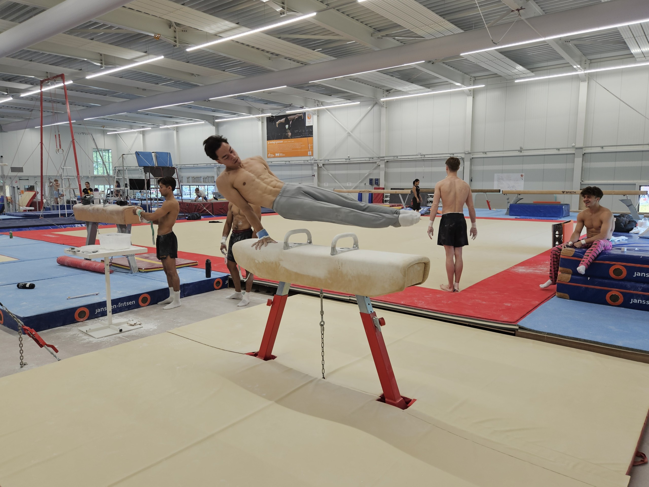 Voorbereiding van Team NL turnen bij Sportstad voor de Olympische ...